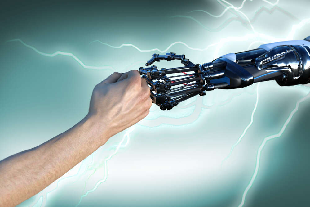 US Robotics Competition: Human against Machine - Travellizy